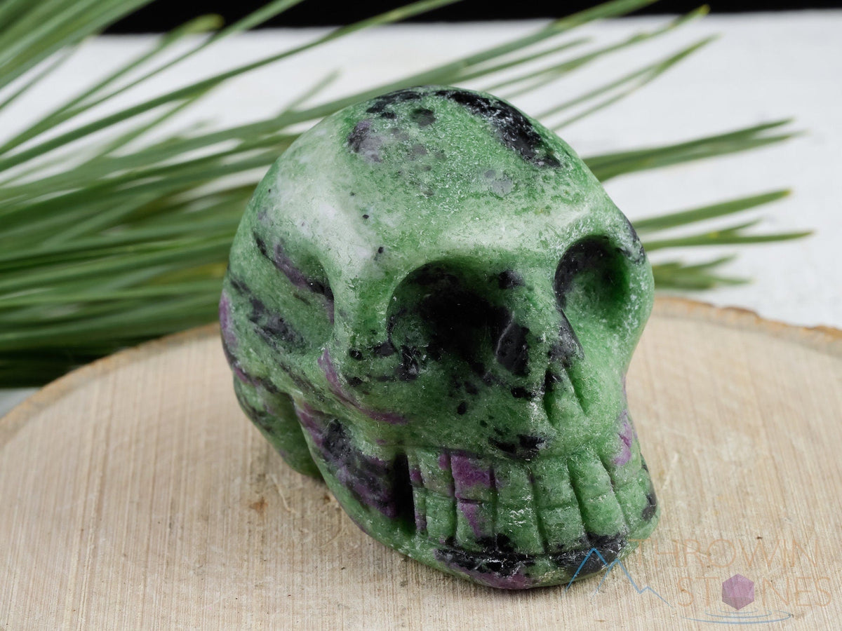 RUBY ZOISITE Crystal Skull - Gothic Home Decor, Memento Mori, Hallowee ...